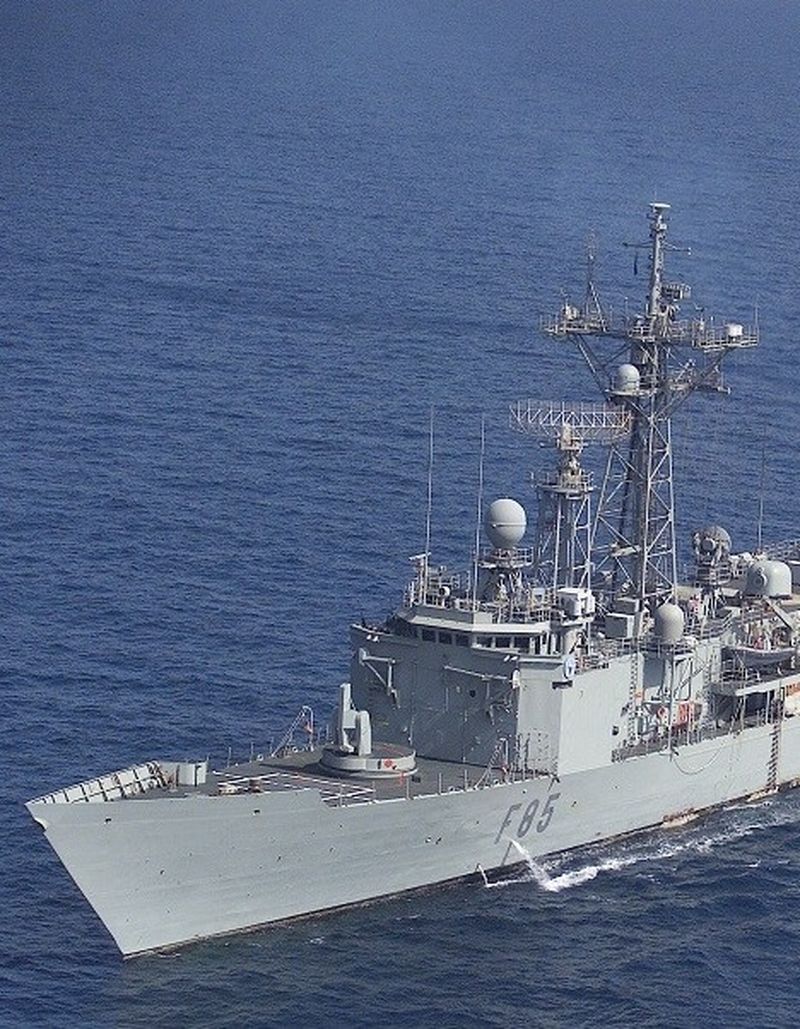 La fragata Navarra estará en el muelle de Alfonso XII hasta el 13 de ...