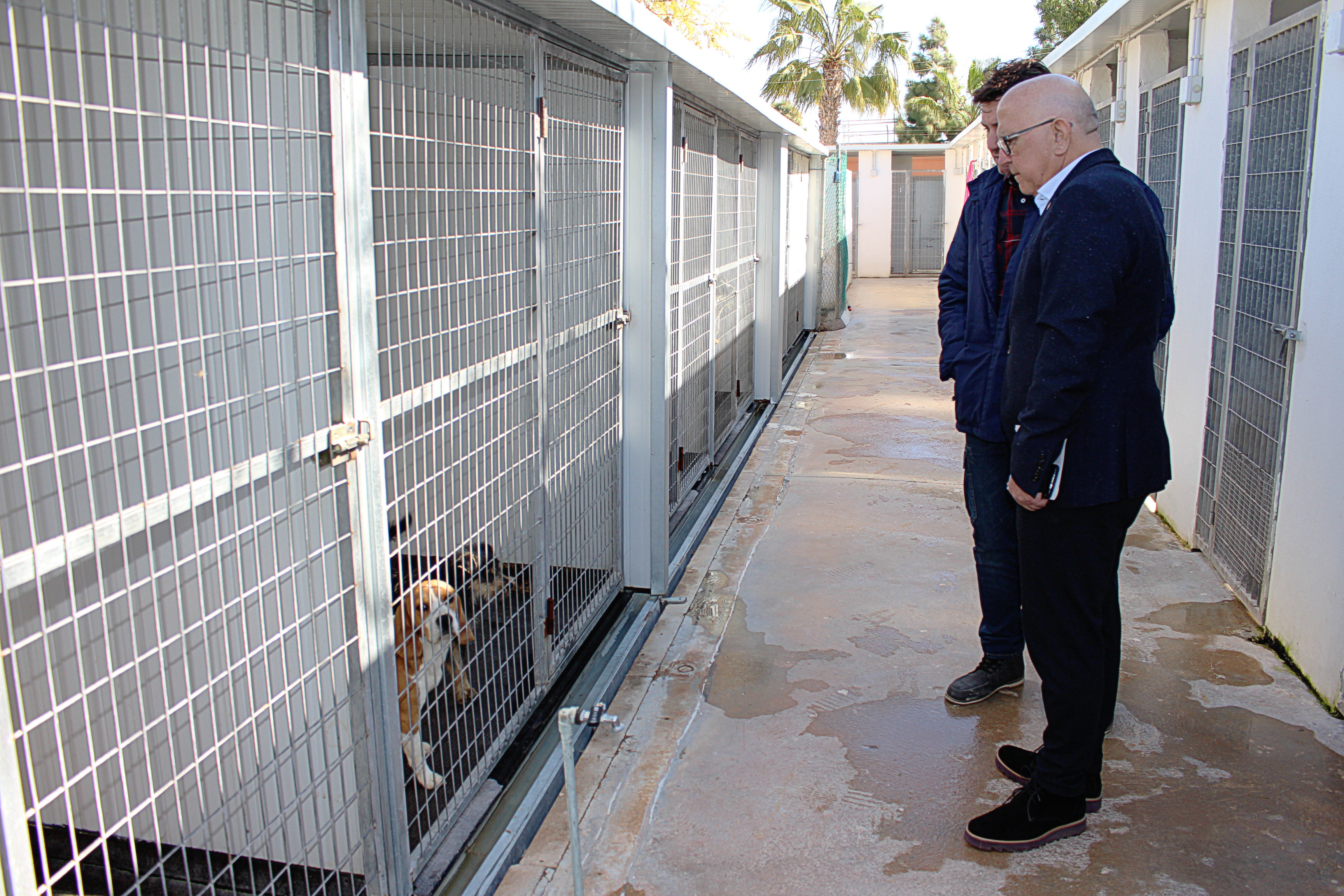 El concejal de Sanidad supervisa el estado de las instalaciones del ...
