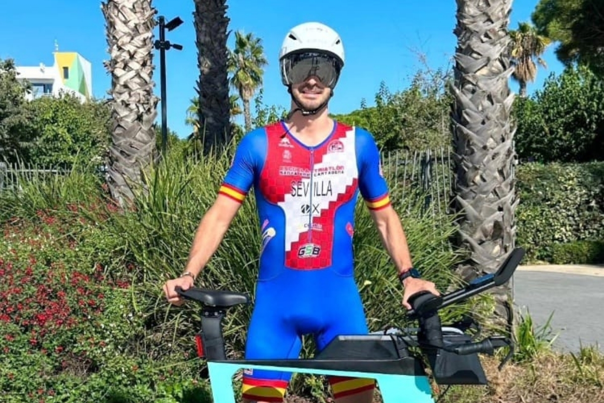 El cartagenero Víctor Sevilla, en la prueba mundial de Iron Man en ...