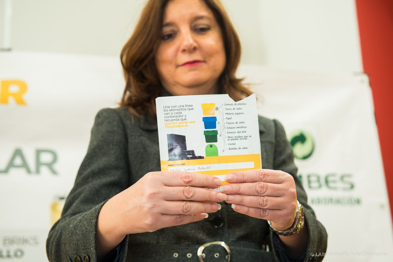 Josefa Martínez y David García, ganadores del sorteo de la campaña ...